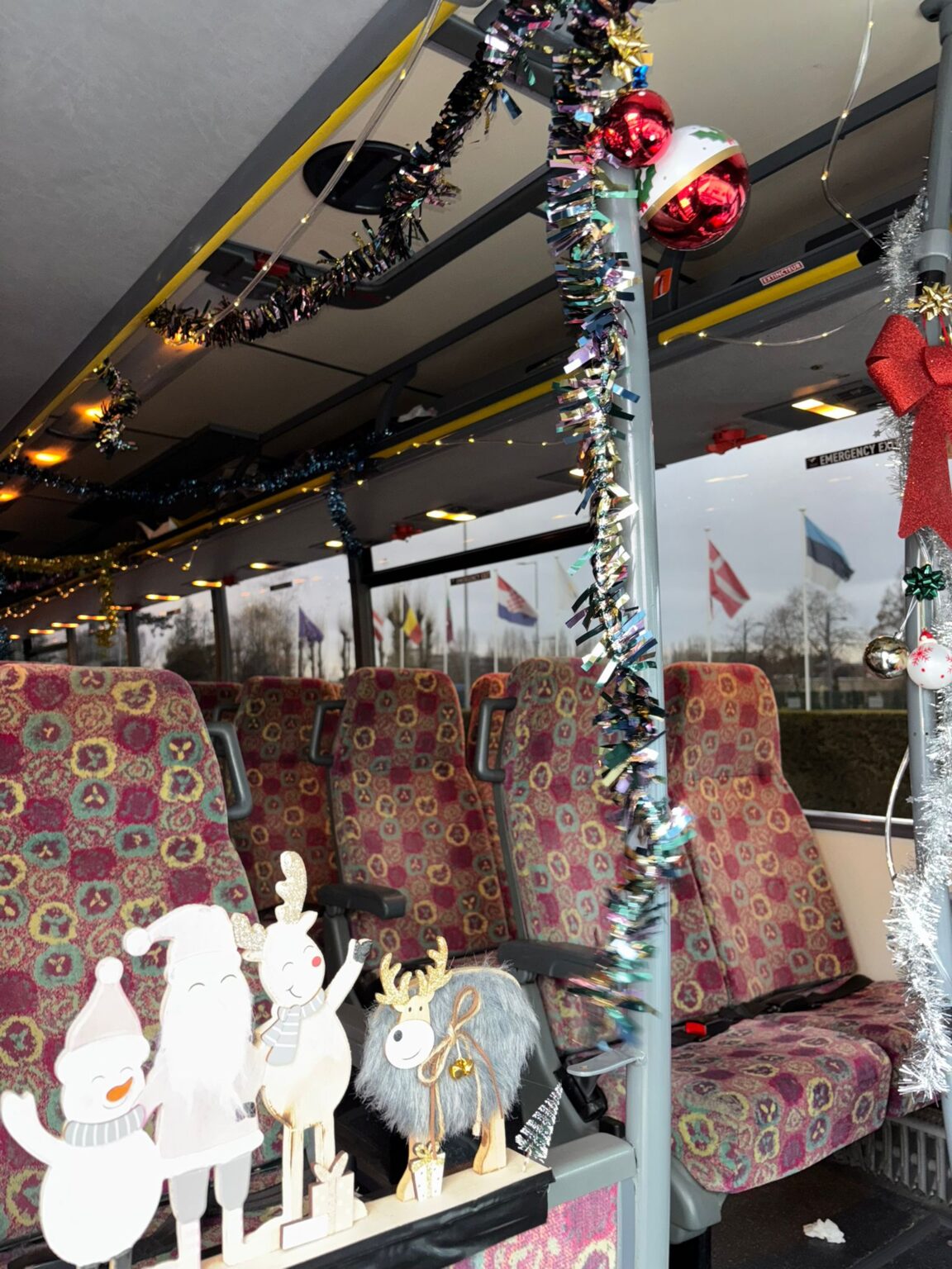 The APEEE Buses Embrace the Festive Spirit Once Again! 🎄 – APEEE – EEB2 ...